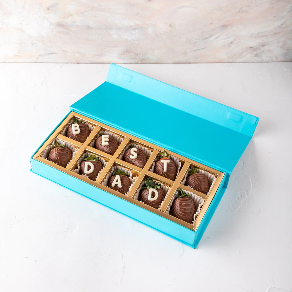 Click or scroll to zoom